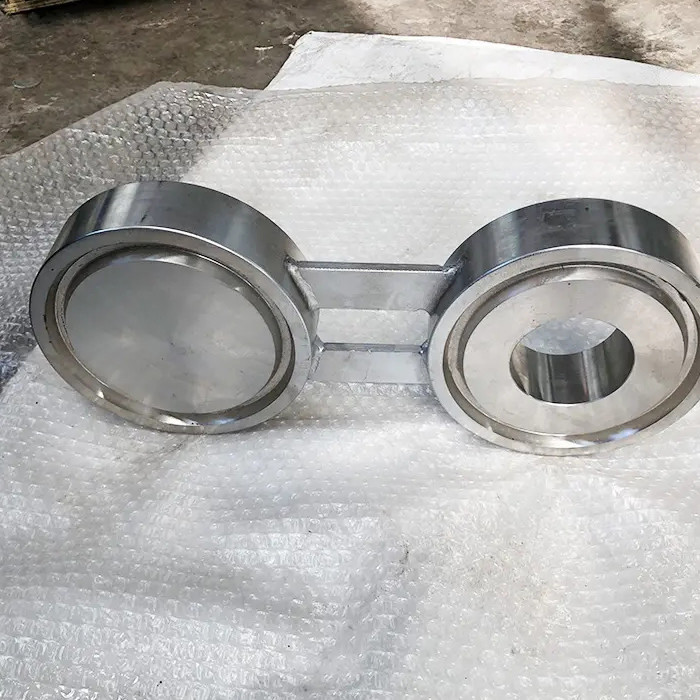 Figure 8 Spectacle Blind Flange ASME B16.48 8" 150LB FF/RF/RTJ S22503